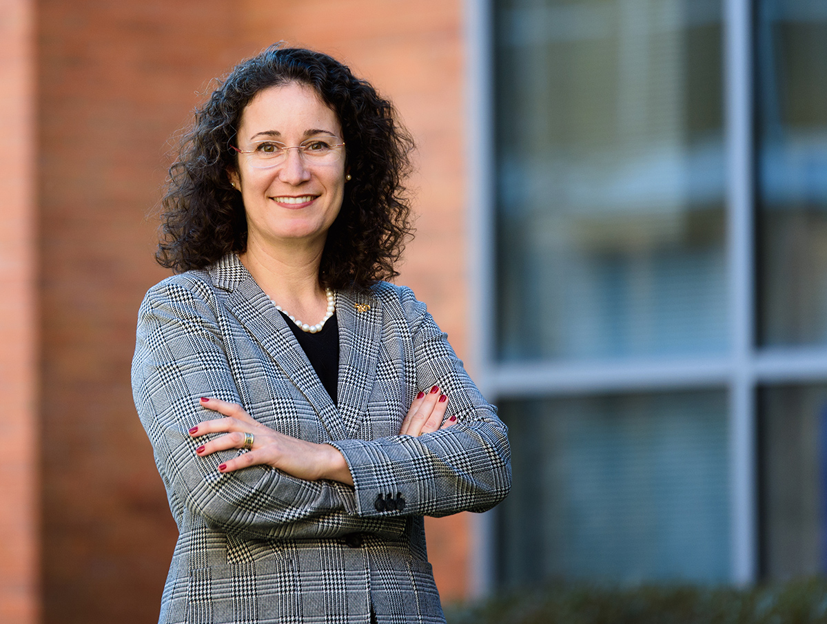 Dean Sharon Walker Recognized with Burks-Houck Award | Drexel Engineering